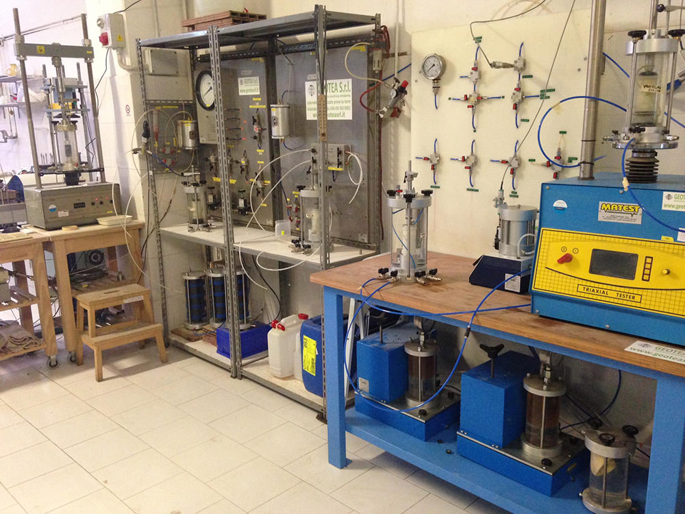 Geotechnical laboratory